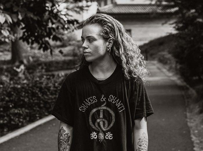 Tash Sultana mit Live Band am 11.09.2020 in der Olympiahalle München ...