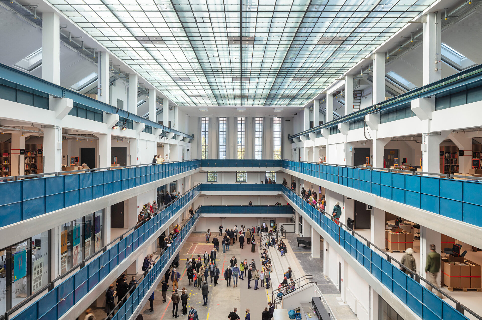Bibliotheken im Gasteig HP8 und Gasteig Motorama feiern Eröffnung ...
